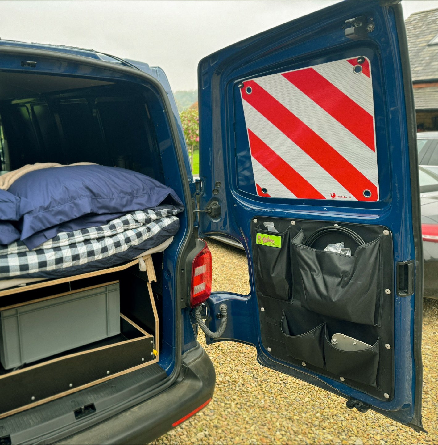 VW T5 / T6 Barn Door Storage Pocket Organiser – Fuel Lagoon